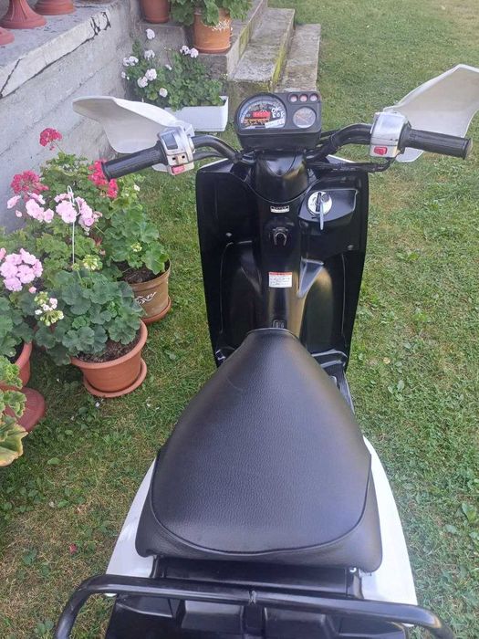 Скутер YAMAHA Gear ямаха: 680 $ - Мопеди / скутери Рівне на Olx