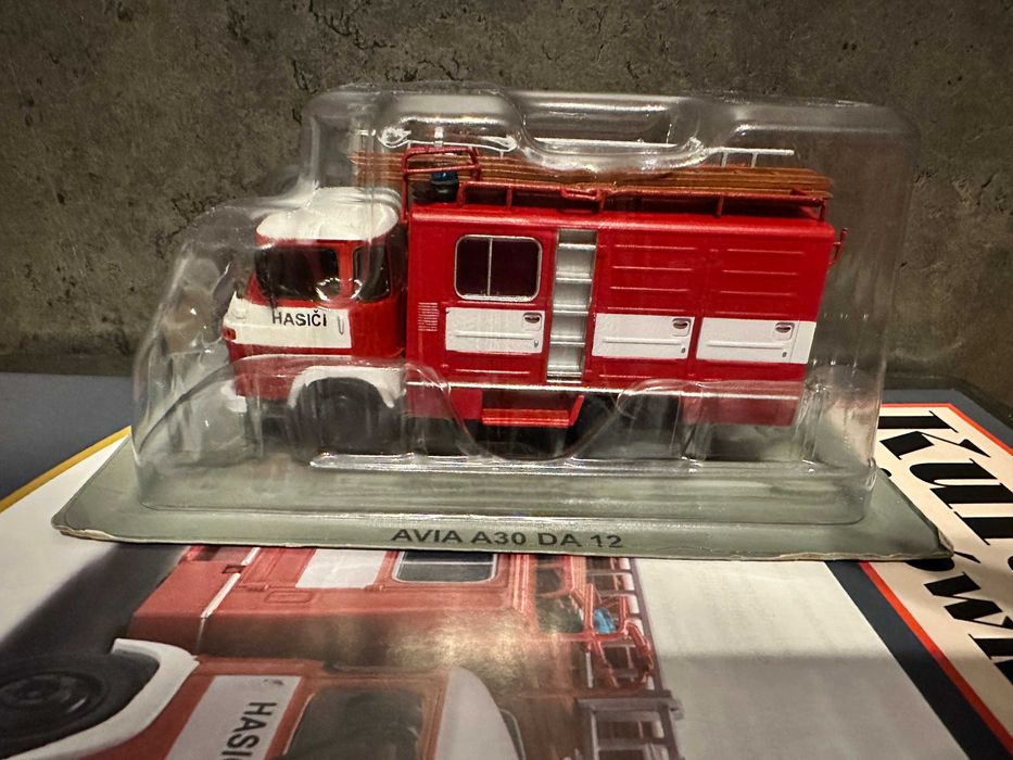Avia A30 DA 12 skala 1:43 DEA Kultowe Ciężarówki PRL-u Warszawa ...