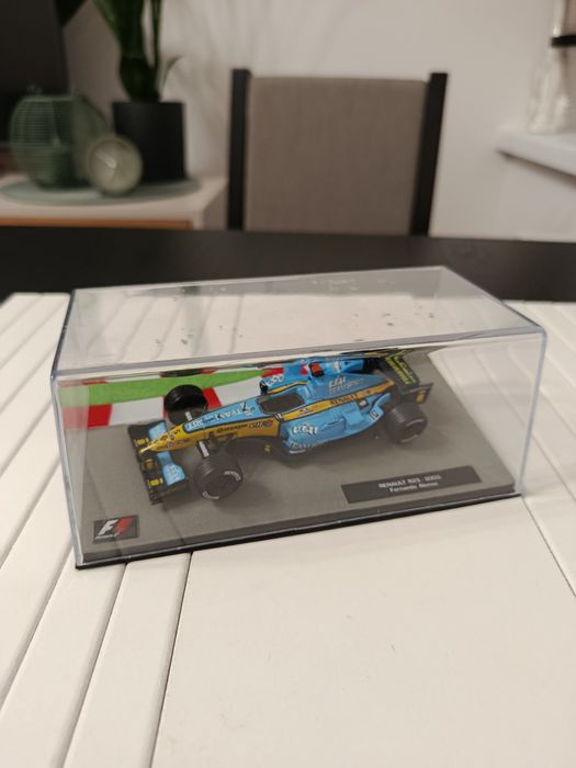 Model F1 Renault r25 1:43 Lusowo • OLX.pl