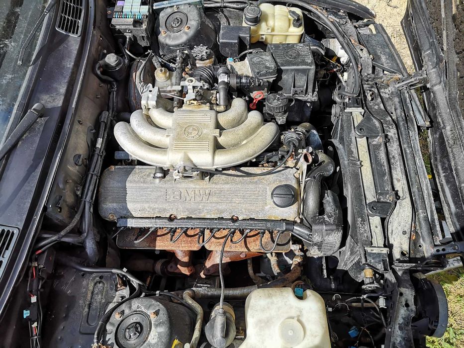 Motores BMW E30 M20B25/M20B20 Marvila • OLX Portugal