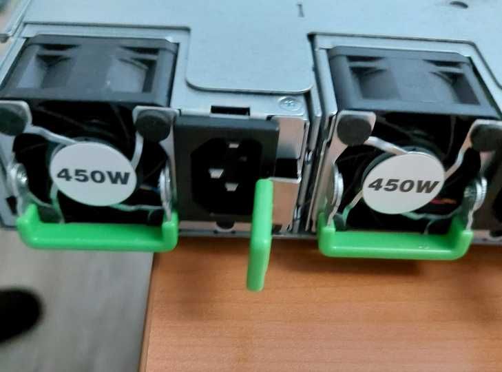 Servidor Fujitsu - Primergy RX 200 s8 RX200 H1 Mafra • OLX Portugal