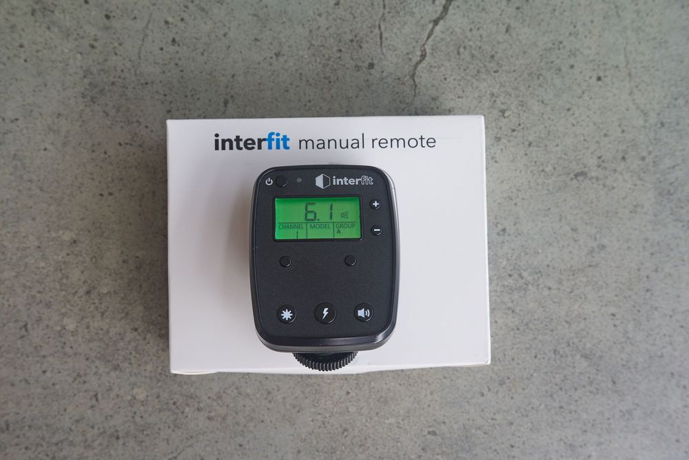 Flash Interfit Badger Unleashed 250W + Universal Manual Remote Warszawa ...