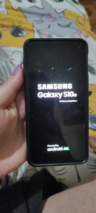 SAMSUNG Galaxy S10e: 1 551 грн. - Мобильные телефоны / смартфоны Александровка на Olx