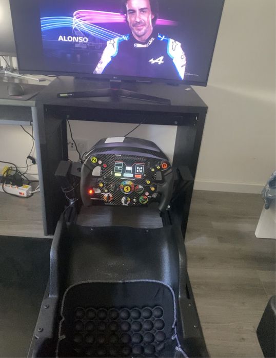 Simulador de corrida F1 Sim racing Benfica • OLX Portugal