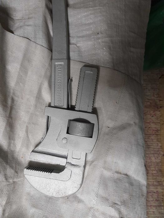 Chave de grifes de 48 polegadas Moita • OLX Portugal