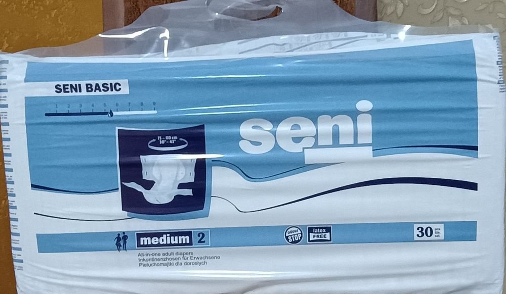 Памперси Seni medium 2: 350 грн. - Підгузки для дорослих Дніпро на Olx