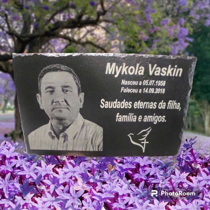 Lápides para cemitério acessíveis Castêlo Da Maia • OLX.pt