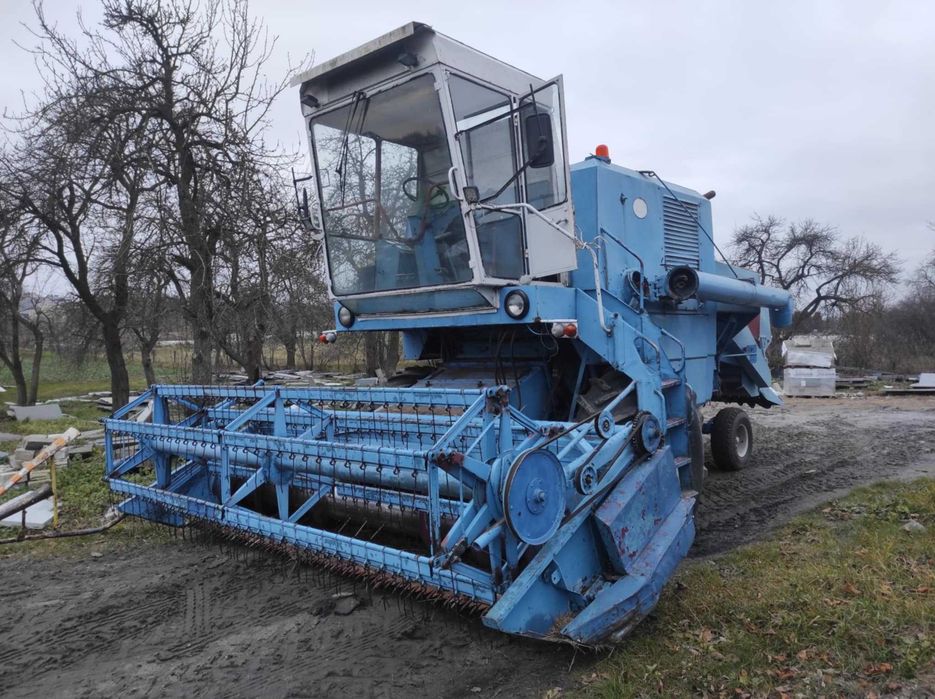 Kombajn zbożowy BIZON Mirzec • OLX.pl