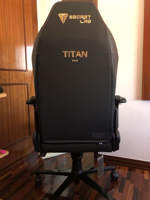 Cadeira gaming Sectre Lab titan evo 2024 Leiria, Pousos, Barreira E ...