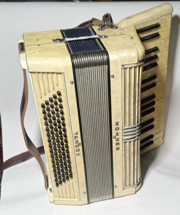 Zabytkowy Akordeon Hohner Tango II Katowice Śródmieście • OLX.pl