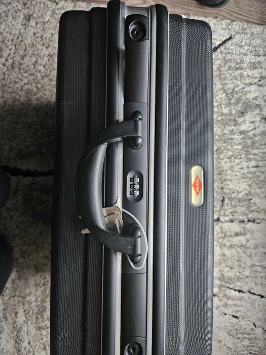 Knipex Basic walizka narzędziowa Tczew • OLX.pl