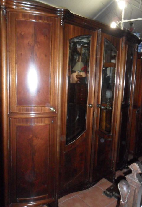 Guarda fatos / roupeiro 4 portas Castelo Branco • OLX Portugal