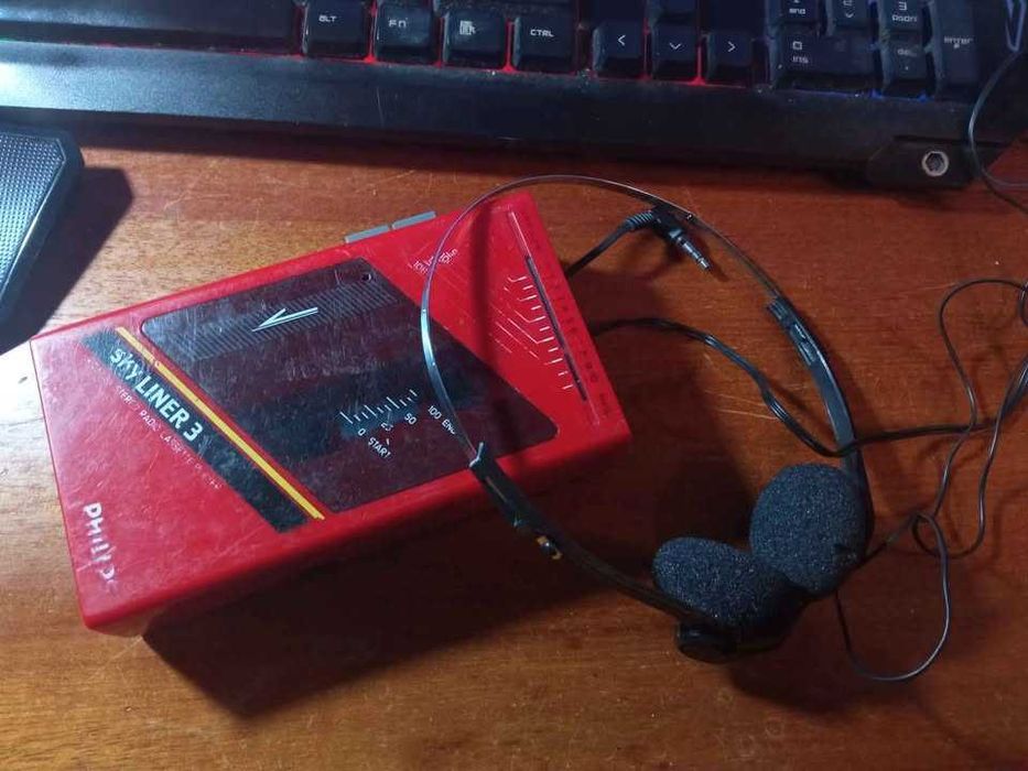 Walkman Philips SkyLiner 3 Poznań Śródka • OLX.pl