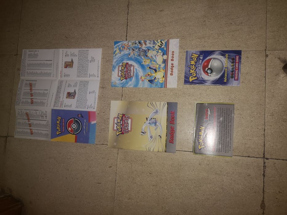 Pokemon Badge Book e Rule Book 1999/2000, Poster South Park Acclaim ...