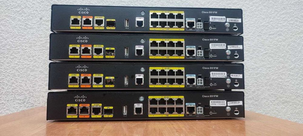 Маршрутизатор Cisco C891FW-А-K9 - Юнісфера: 5 500 грн. - Периферійні ...