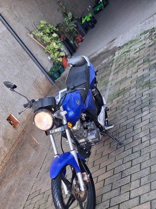 Vendo KEEWAY 125 Celeirós, Aveleda E Vimieiro • OLX.pt
