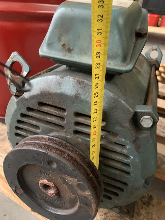 Silnik elektryczny 3 fazowy 4.5-5.5kW Głogoczów • OLX.pl