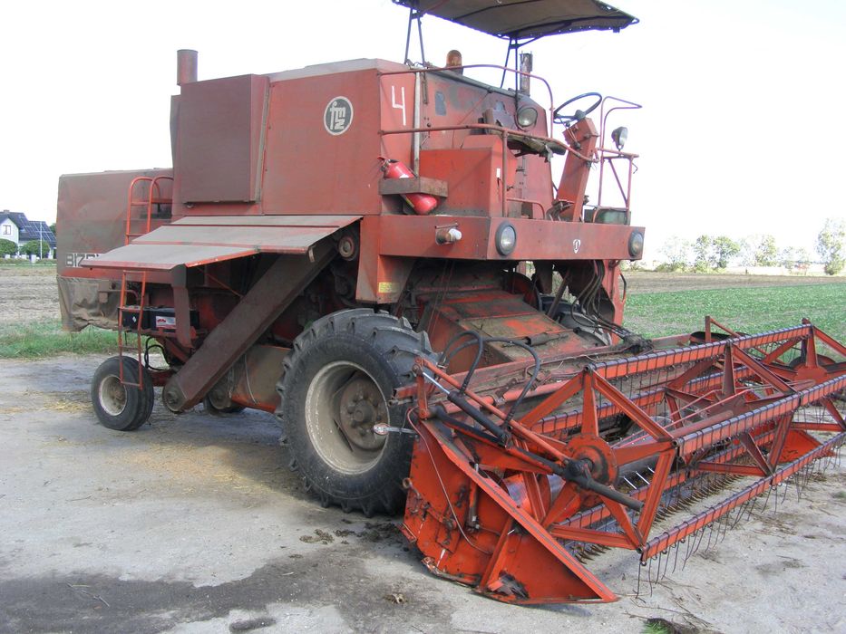 Kombajn zbożowy Bizon Super Konarzewo • OLX.pl