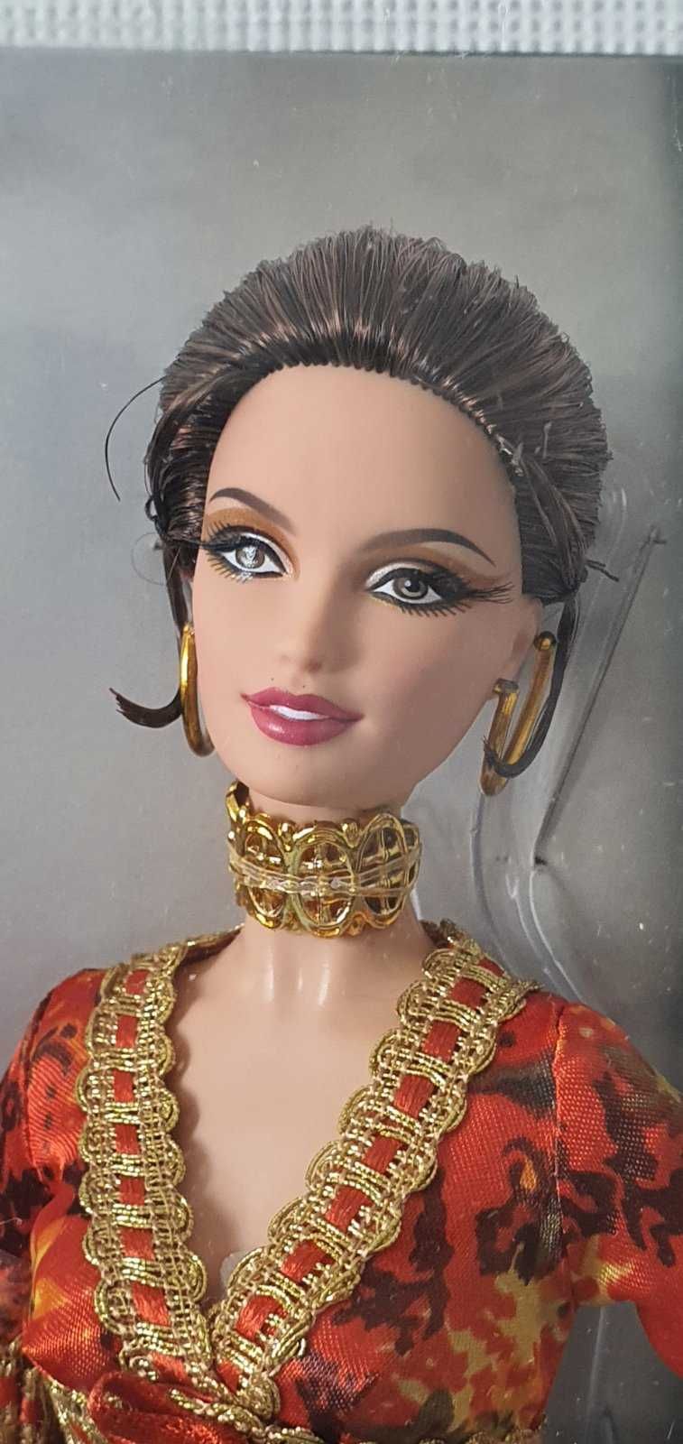 Кукла Barbie из серии " James Bond 007 " - " Живи и дай умереть " 2010: ...