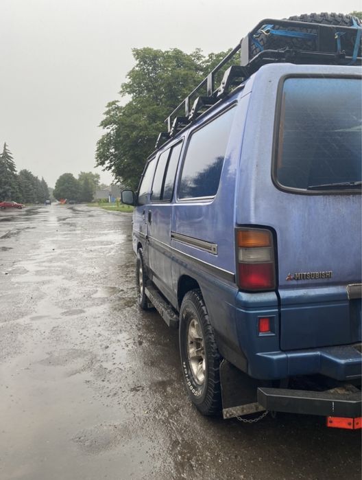 Mitsubishi Delica L300: 7 200 $ - Mitsubishi Велика Олександрівка на Olx