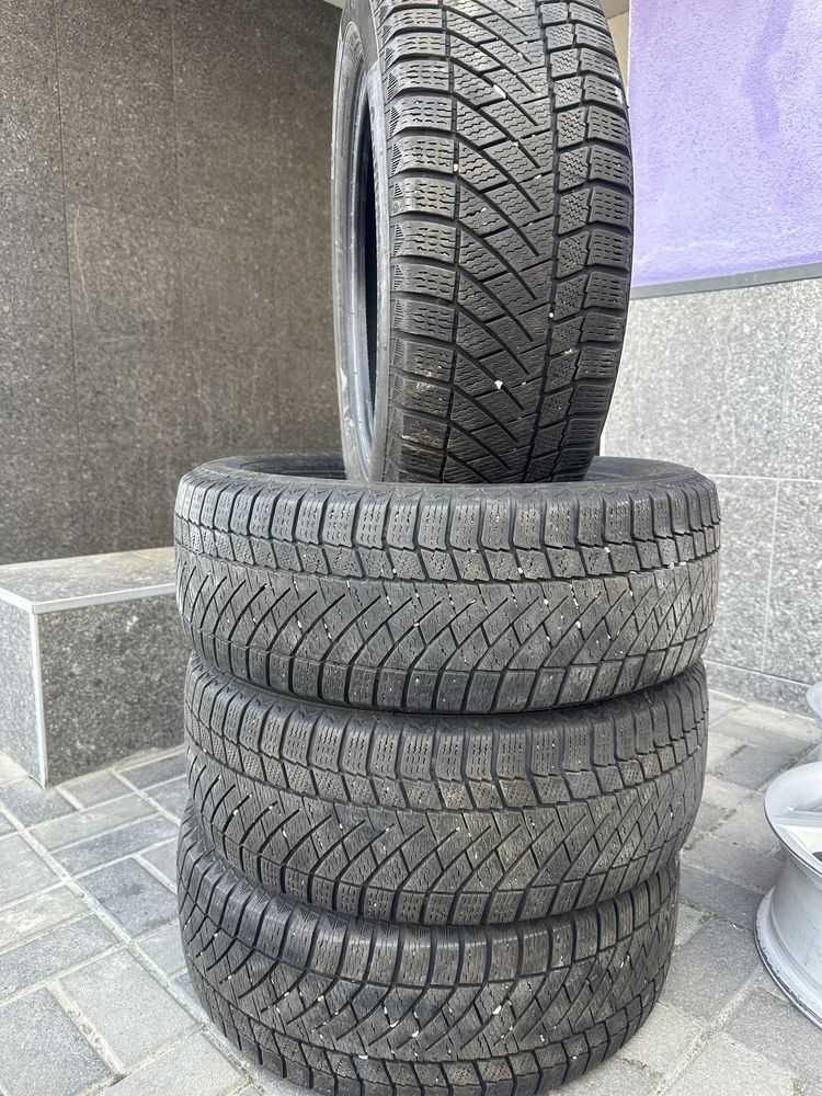 Продам резину 205/55 r16 комплект 7000тис.грн: 1 750 грн. - Автошины ...