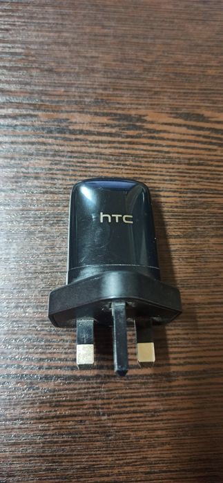 Оригинальное зарядное устройство HTC: 50 грн. - Зарядні пристрої та док-станції Дніпро на Olx