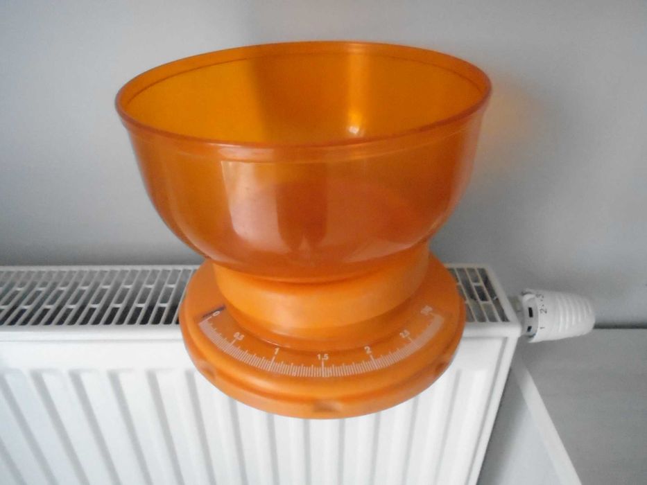 Waga sprężynowa PRL 3kg Suwałki • OLX.pl