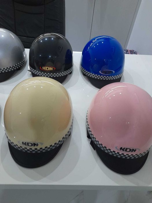 Capacete penico vintage motorizadas (várias cores) Guimarães • OLX.pt
