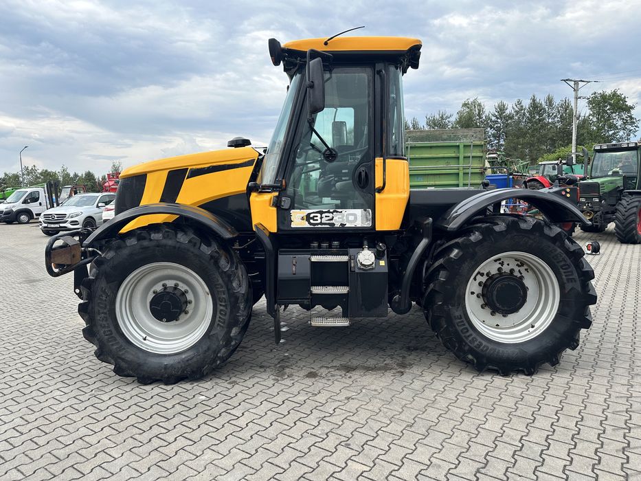 JCB Fastrac 3230 Brzeźnik • OLX.pl