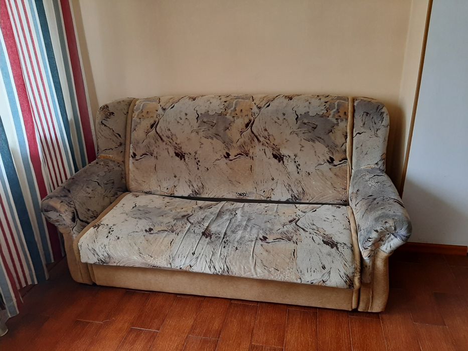 Продам диван б у 2 500 грн Меблі для вітальні Бровари на Olx