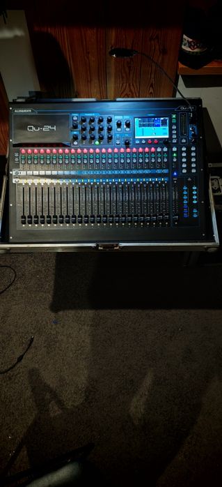 Mixer Allen & Heath QU24 Krężnica Okrągła • OLX.pl