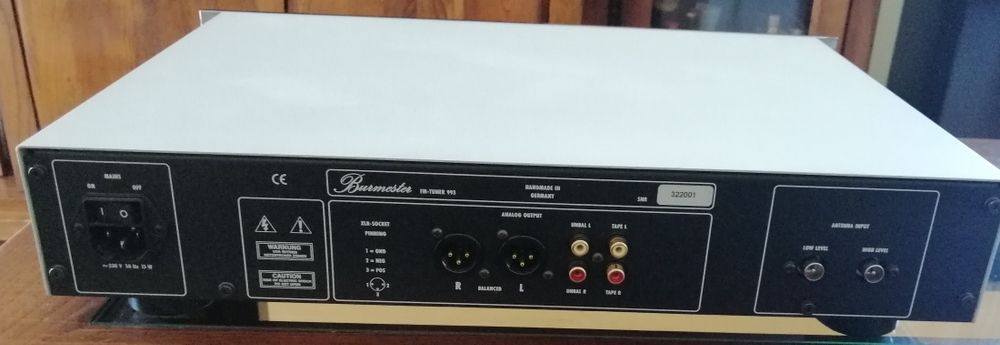 Conjunto Burmester 933 power e pré/amplificador 935 e tuner 993 rondo ...