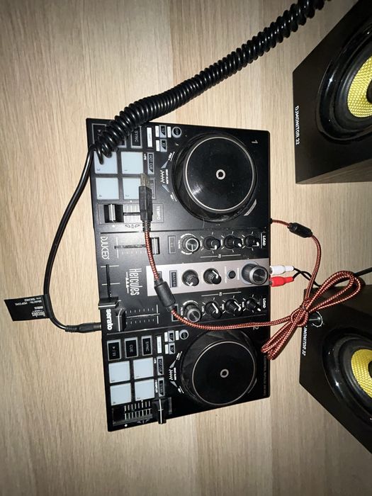 Hercules DJ CONTROLLER Mk2 kit Oliveira do Douro • OLX.pt