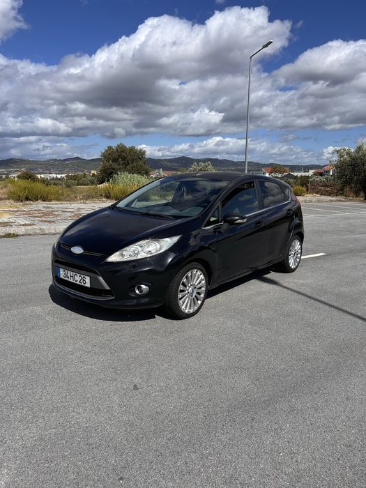 Ford Fiesta Diesel Nacional Fundão, Valverde, Donas, Aldeia De Joanes E ...