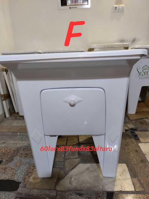 Tanque de lavar roupa em fibra Rio Meão • OLX Portugal