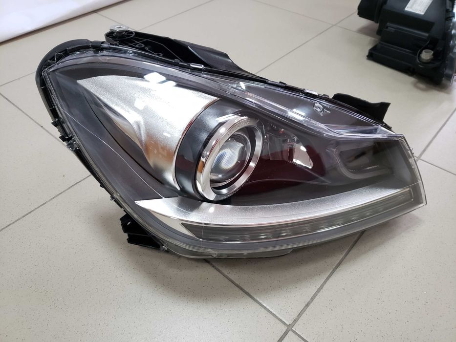 Фары xenon адаптив на mercedes w204 LCI Оригинал: 1 199 $ - Передние ...