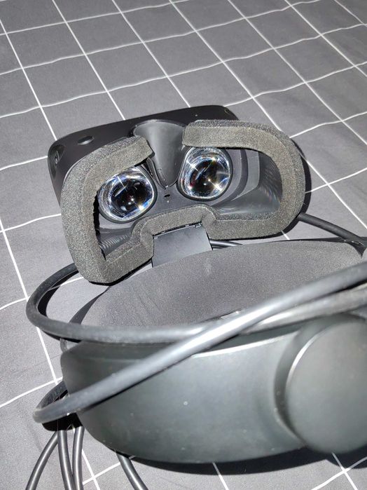 Oculus RIFT S + Gunstock + Proteção Lentes - Caixa original Odivelas ...