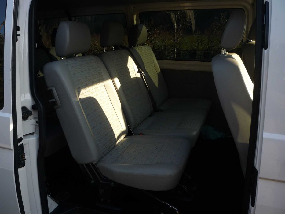 VW Transporter T5 8 osobowy 2.0TDI Jasień • OLX.pl