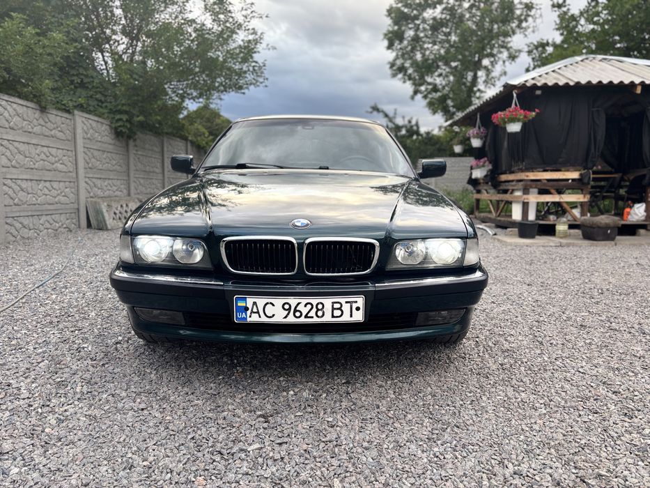 Продам BMW e38: 2 499 $ - BMW Александрия на Olx
