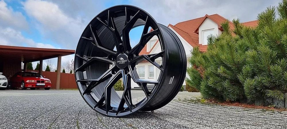 Felgi Forzza Titan do Seat Alahambra Leon Vw 18 Busko-Zdrój • OLX.pl