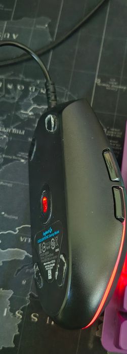 Logitech G102 Lightsync czarna RGB uszkodzona – scroll + luźny element ...