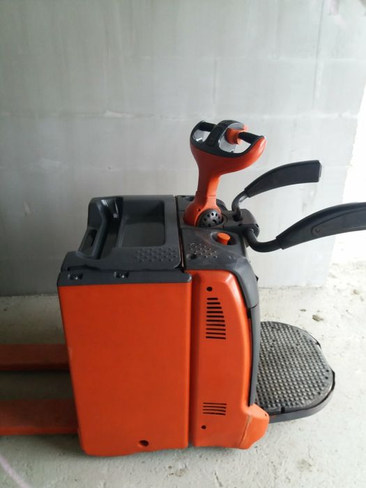 Палетяк штабелер електро рокла LINDE T20 AP: 85 000 грн. - Інші ...