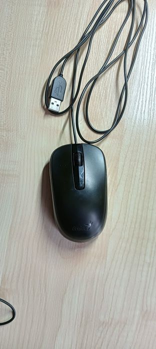 Мишка genius, веб-камера Logitech, мікрофон PCLine: 200 грн ...
