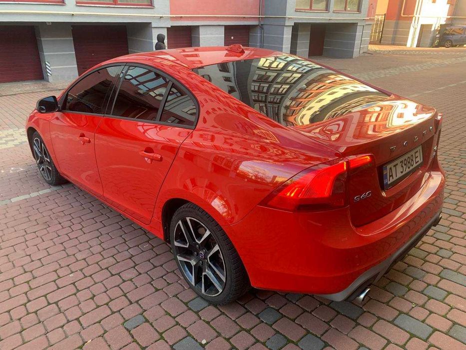 Volvo S60 R-Design: 13 500 $ - Volvo Івано-Франківськ на Olx