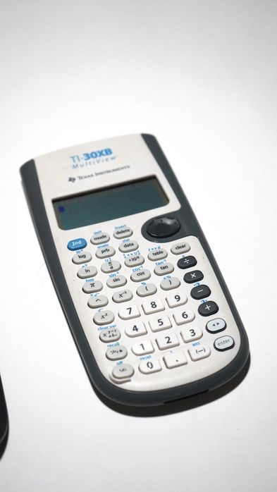 Calculadora Texas Instruments TI-30XB Encosta do Sol • OLX Portugal