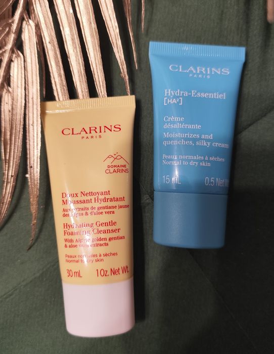 Clarins krem Hydra Essentiel mleczko do mycia Bobolice • OLX.pl