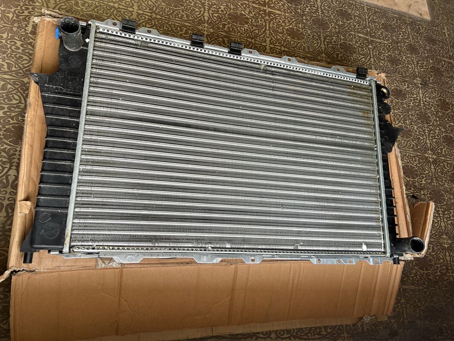 Радіатор Audi A6 C4 , радіатор Audi 100 C4 з 90 по 98 р.в. Ауді А6: 1 ...