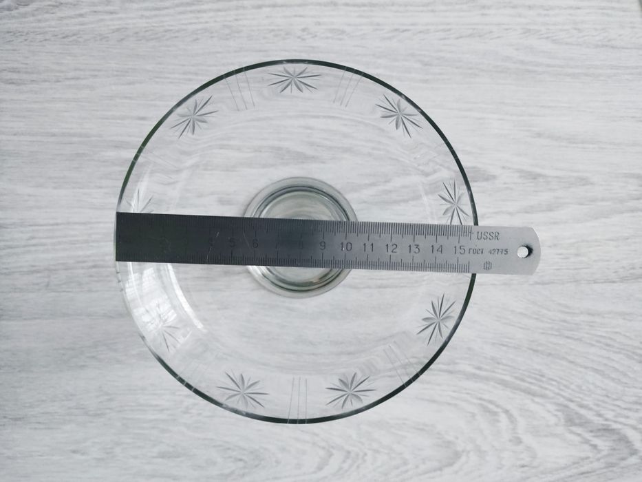 Стеклянная винтажная ваза на ножке конфетница фруктовница 320 грн Посуд кухонне приладдя