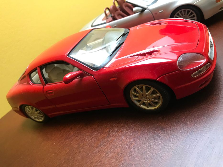 Modele samochodow 1:18 Diecast masaretti Konikowo • OLX.pl