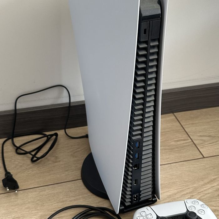 НОВАЯ DELUXE консоль Playstation ps 5 1 tb , 2 геймпада Digital: 18 900 грн. - Приставки Київ на Olx